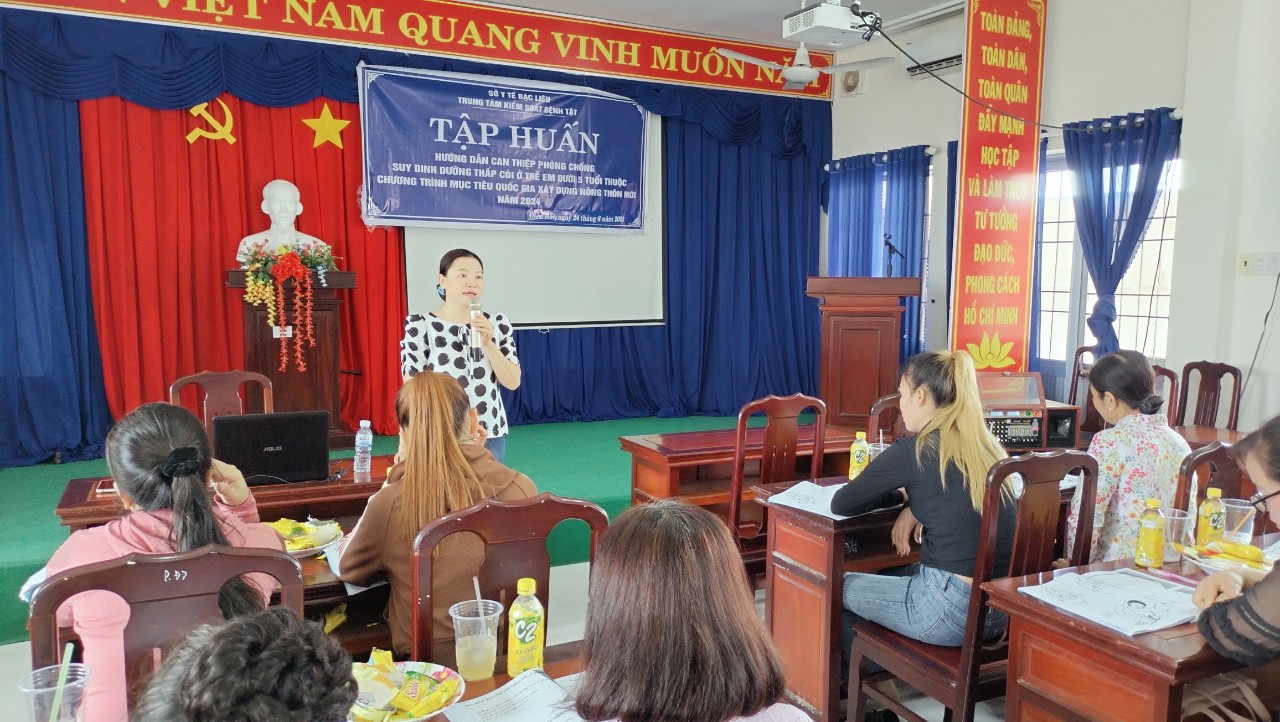 Trung tâm y tế Đông Hải: Tập huấn Chương trình Dinh dưỡng xây dựng nông thôn mới.