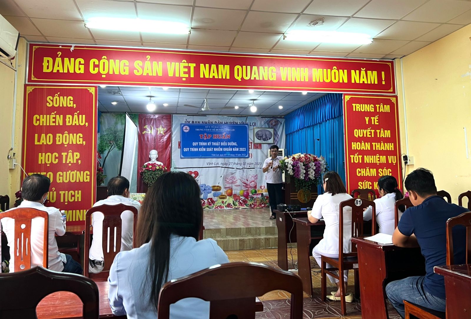 Tập huấn quy trình kỹ thuật điều dưỡng cơ bản, quy trình kiểm soát nhiễm khuẩn cho Điều dưỡng ...