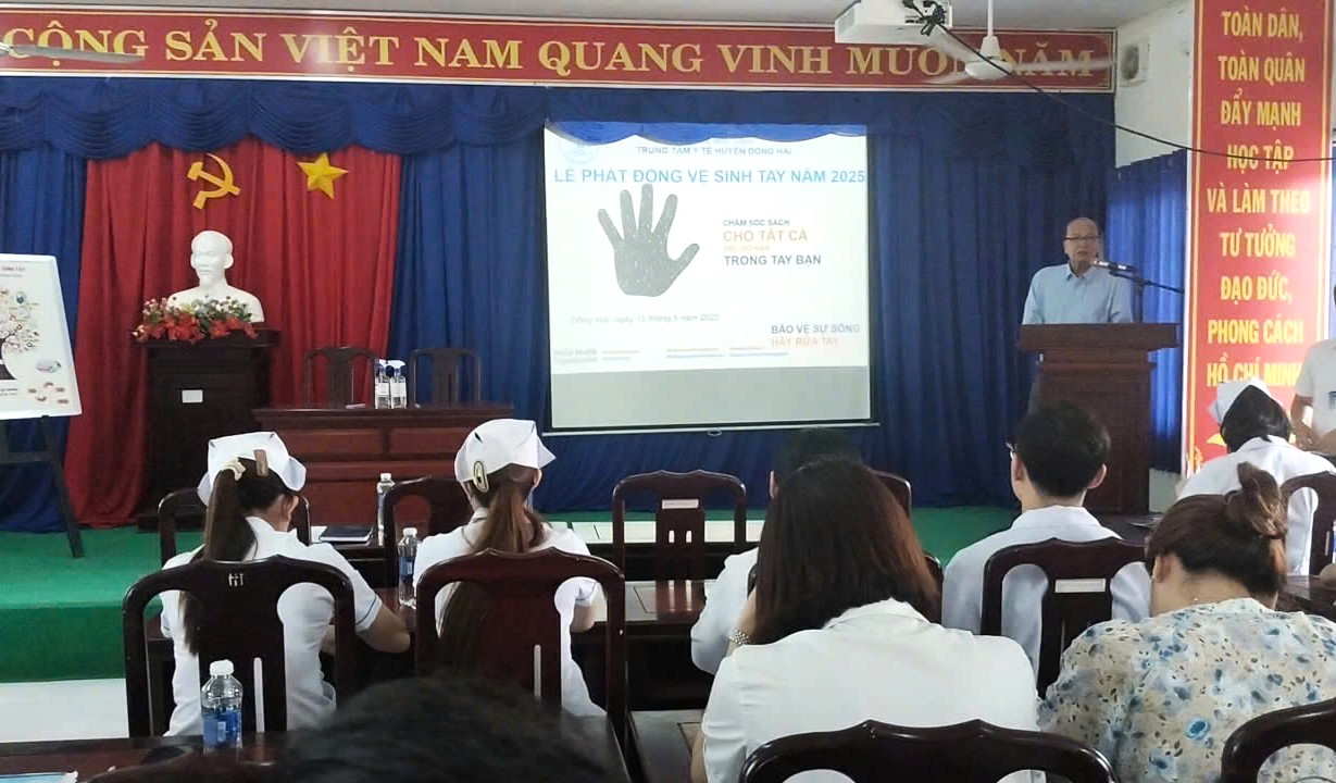 Trung tâm y tế huyện Đông Hải tổ chức Lễ phát động Chiến dịch vệ sinh tay năm 2025